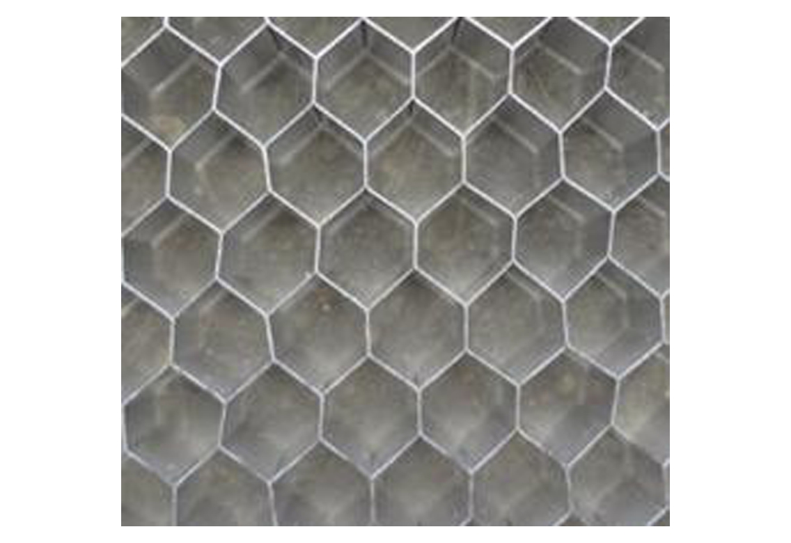 不锈钢-普碳钢的双面爆炸复合